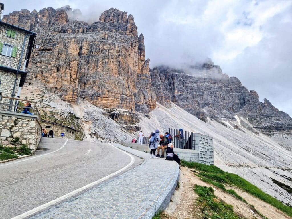 Tre Cime Di Lavaredo Hike: Step By Step Guide And Tips - Love Your Italy